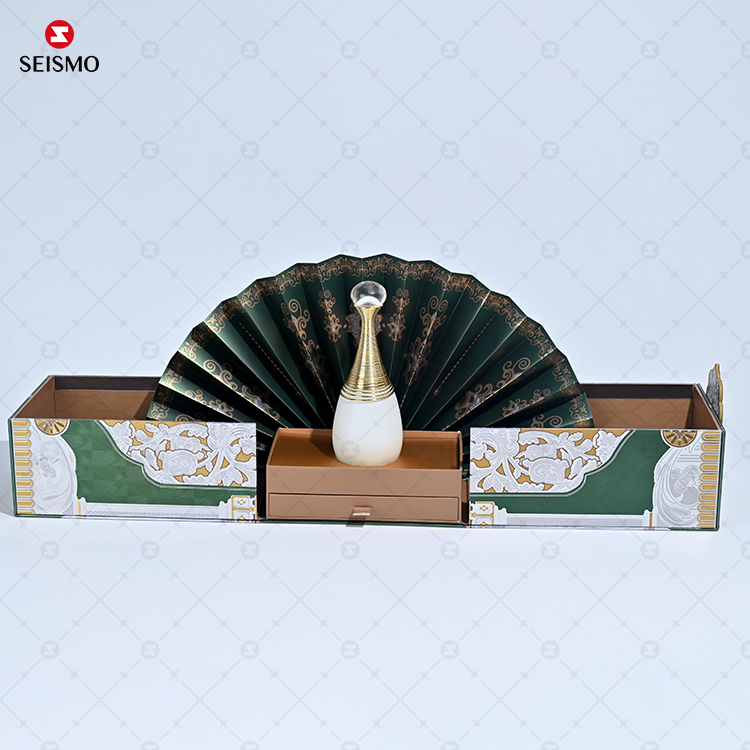 Wine Display Box with Fan Feature